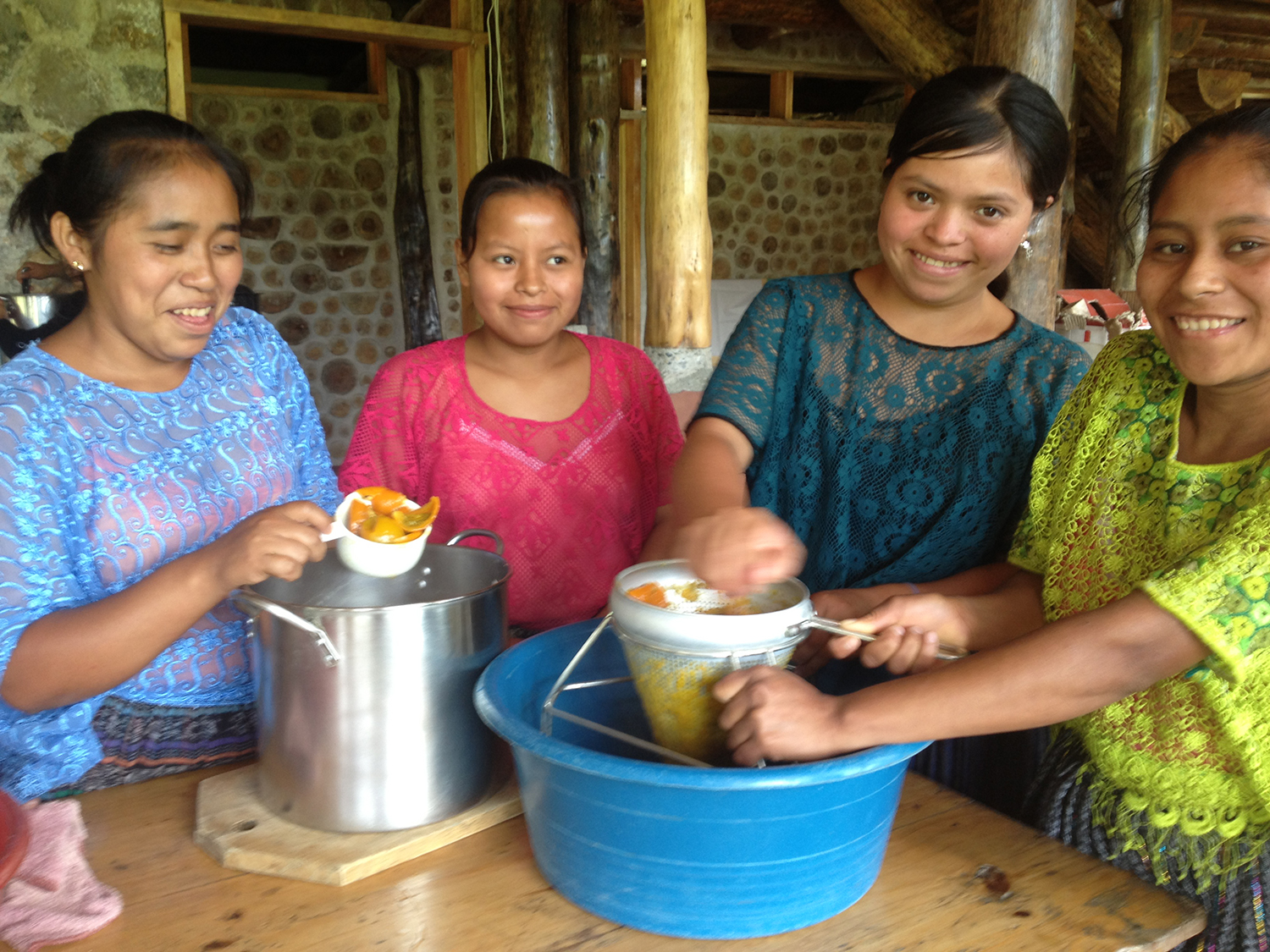 Build and Beyond - Community Cloud Forest Conservation